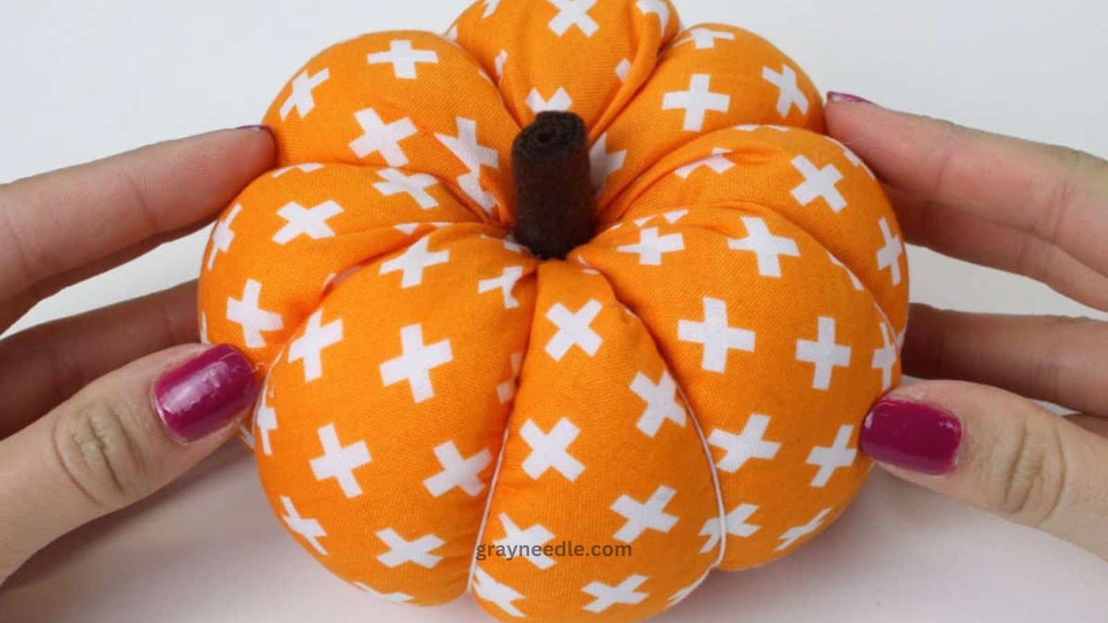 10 Easy Sewing Projects For Total Beginners